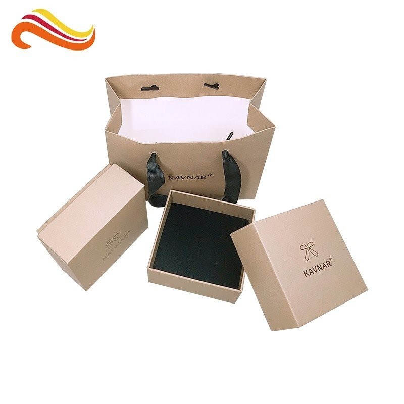 Ring Jewelry Paper Gift Packaging Boxes Customized Color With Foam Insert